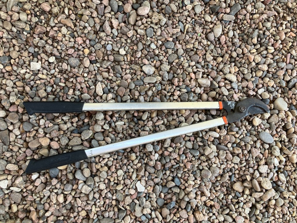 6 Tools to Make Harvest Low Stress – Cora's Cottage